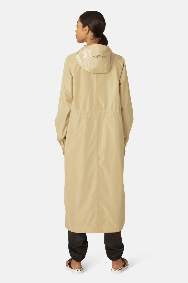 Raincoat in Beige – Ça Bouge Boutique